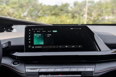 「长安UNI-V」内饰图片-颜色-图片大全-有驾