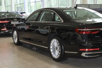 「奥迪A8」2023款 A8L 45 TFSI quattro 豪华型图片-内饰外观空间官方图-有驾