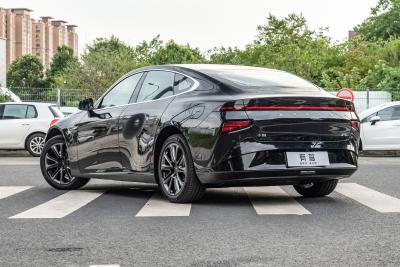 「小鹏P7」2022款 480G+图片-内饰外观空间官方图-有驾