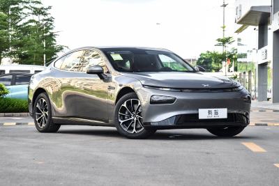 「小鹏P7」2022款 586G图片-内饰外观空间官方图-有驾