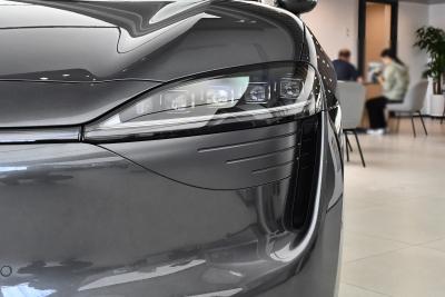 「智界R7」2024款 纯电 802km Max图片-内饰外观空间官方图-有驾