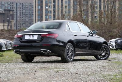 「奔驰E级」2023款 改款 E 260 L图片-内饰外观空间官方图-有驾