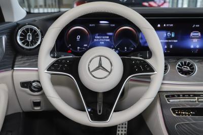 「奔驰CLS」2023款 CLS 300 豪华型内饰图片-颜色大全-有驾