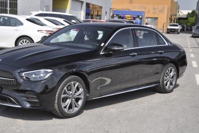 「奔驰E级」2023款 E 300 L 运动时尚型图片-内饰外观空间官方图-有驾