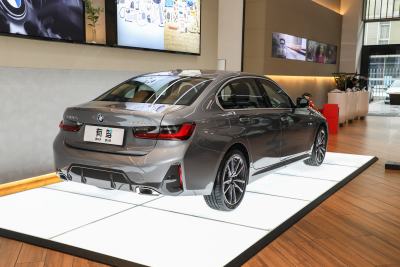 「宝马3系」2023款 320Li M运动套装图片-内饰外观空间官方图-有驾