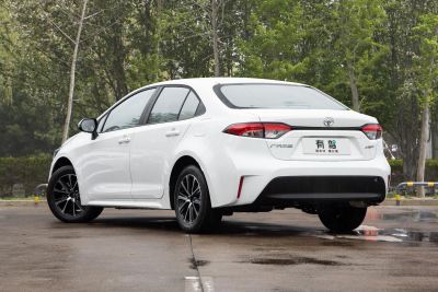 「雷凌」2023款 TNGA 1.5L CVT进取版图片-内饰外观空间官方图-有驾