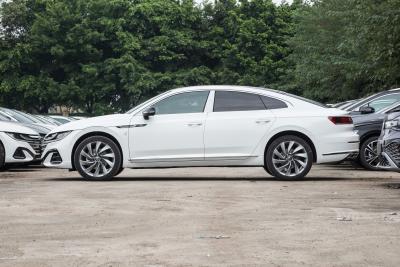 「一汽-大众CC」2023款 380TSI 夺目版图片-内饰外观空间官方图-有驾