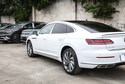 「一汽-大众CC」2023款 380TSI 夺目版图片-内饰外观空间官方图-有驾