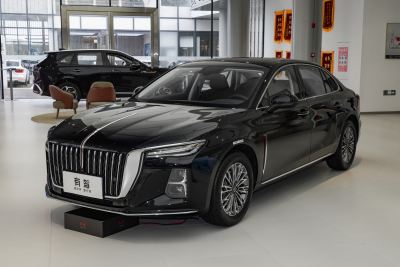 「红旗H5」2025款 1.5T DCT旗韵版图片-内饰外观空间官方图-有驾