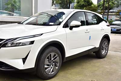 「逍客」2023款 1.3T CVT精英版图片-内饰外观空间官方图-有驾