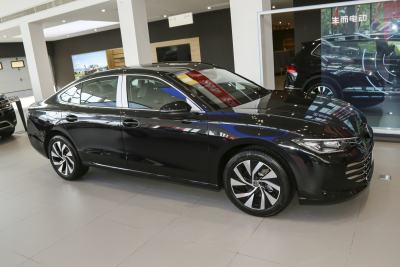 「帕萨特」2025款 Pro 300TSI 龙耀版图片-内饰外观空间官方图-有驾