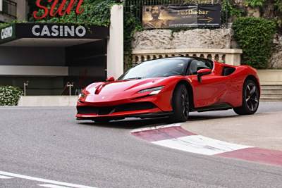 「SF90」官方图图片-颜色-图片大全-有驾