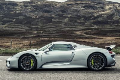 「918 Spyder」图片大全-所有车型颜色-有驾
