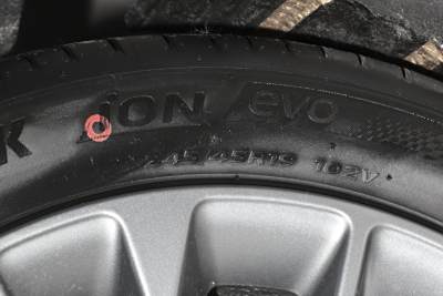 「零跑C01」图片大全-所有车型颜色-有驾