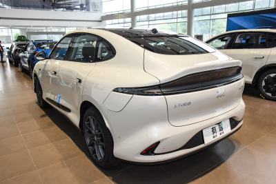 「智己LS6」图片大全-所有车型颜色-有驾