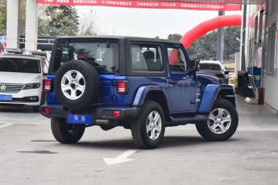 「牧马人」2019款 2.0T Sahara 两门版 国V图片-内饰外观空间官方图-有驾