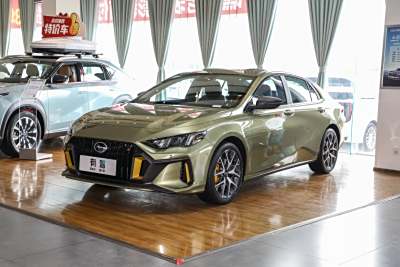 「影豹」2023款 270T DCT J15版图片-内饰外观空间官方图-有驾