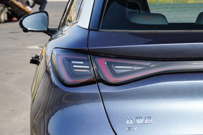 「海豹06GT」2025款 智驾版 505海浪Plus版图片-内饰外观空间官方图-有驾