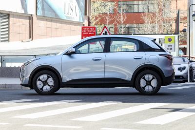 「星愿」2025款 310km 青春版图片-内饰外观空间官方图-有驾