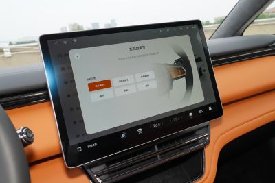 「L380」内饰图片-颜色-图片大全-有驾