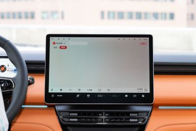 「L380」内饰图片-颜色-图片大全-有驾