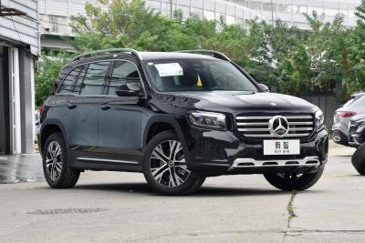 「奔驰GLB」2024款 GLB 220 动感型图片-内饰外观空间官方图-有驾