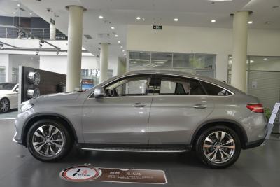 「奔驰GLE」2015款 GLE 400 4MATIC图片-内饰外观空间官方图-有驾