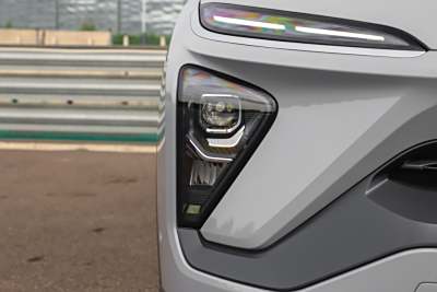 「蔚来EC6」2020款 430KM 运动版图片-内饰外观空间官方图-有驾